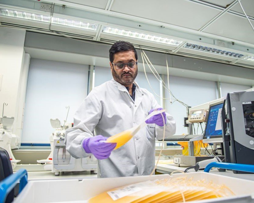 Manufacturing and testing - Careers - NHS Blood and Transplant - NHSBT ...